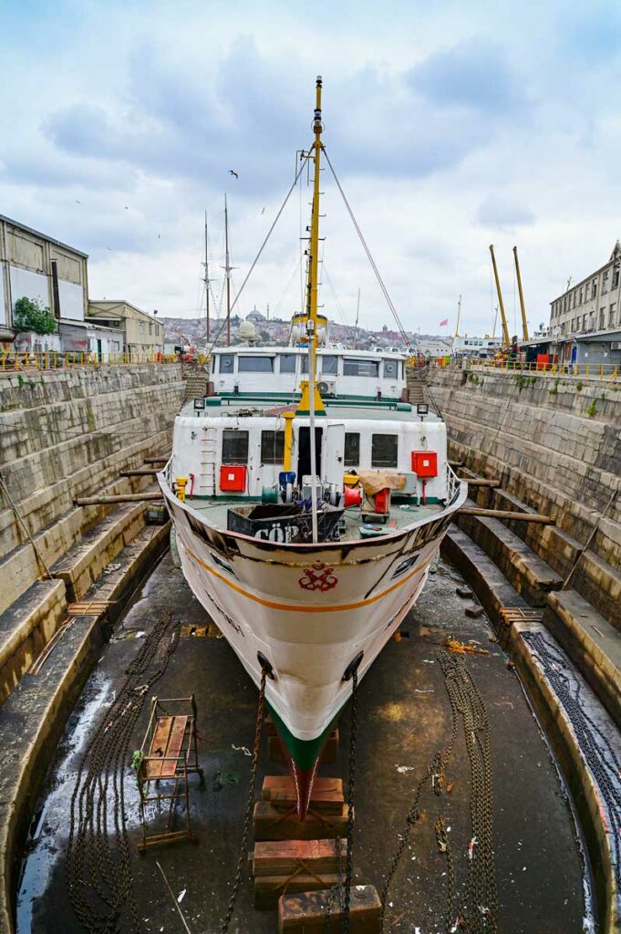 600 yıllık yolculuk: HALİÇ TERSANESİ – Atlas